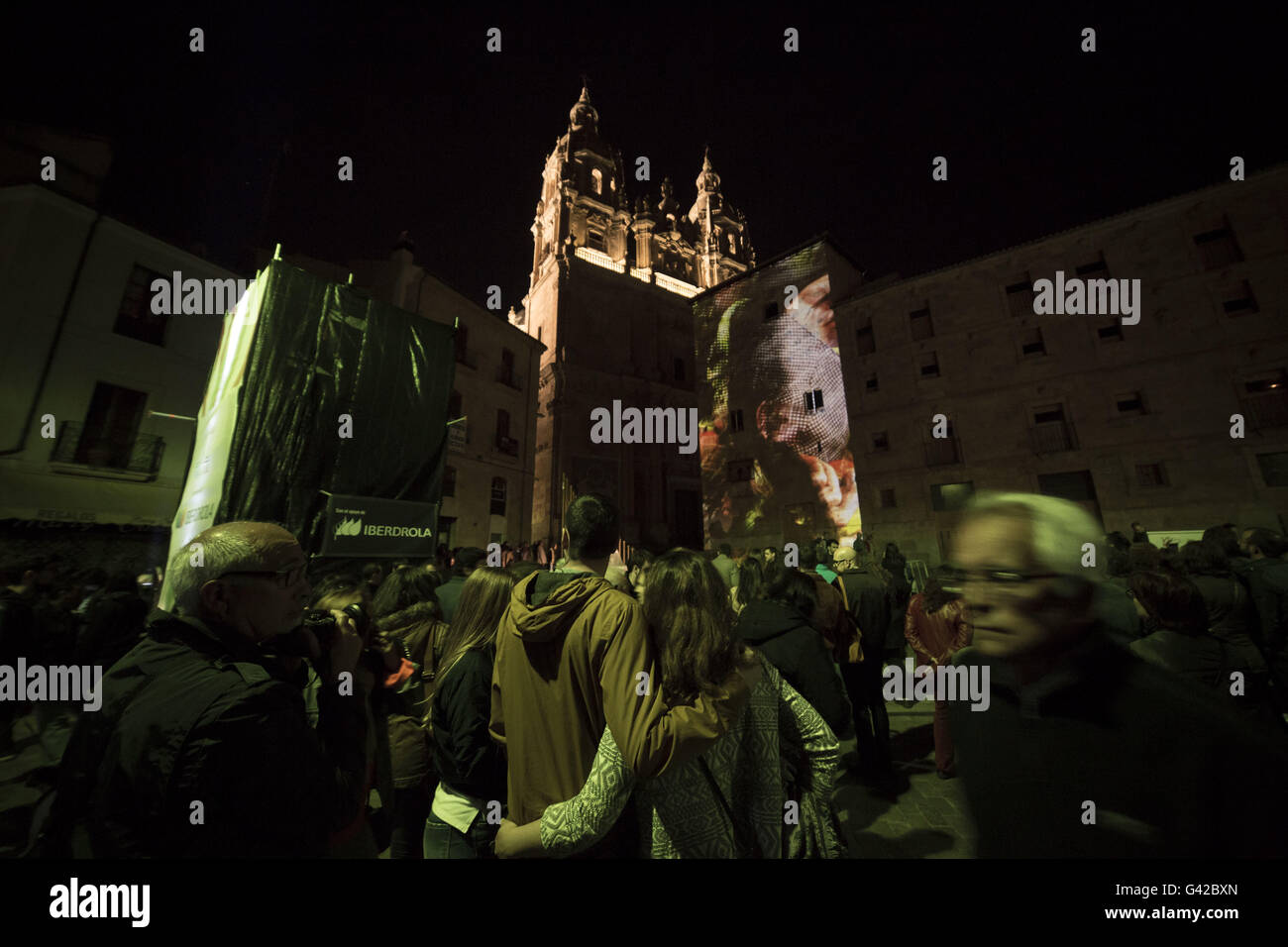 Singular shells hi-res stock photography and images - Alamy