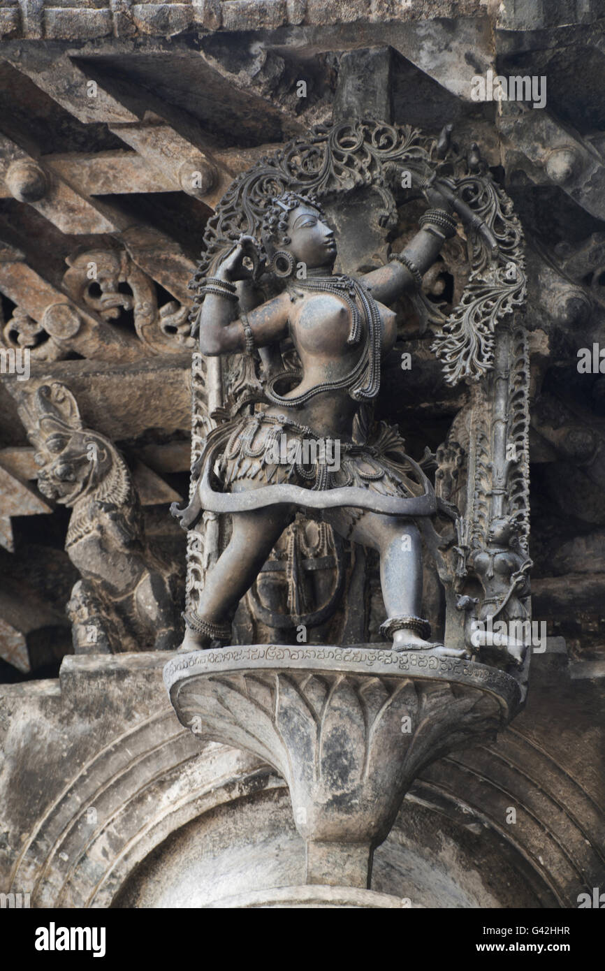 Shilabalika (celestial maiden) as a Huntress. Lady aiming arrow at the ...