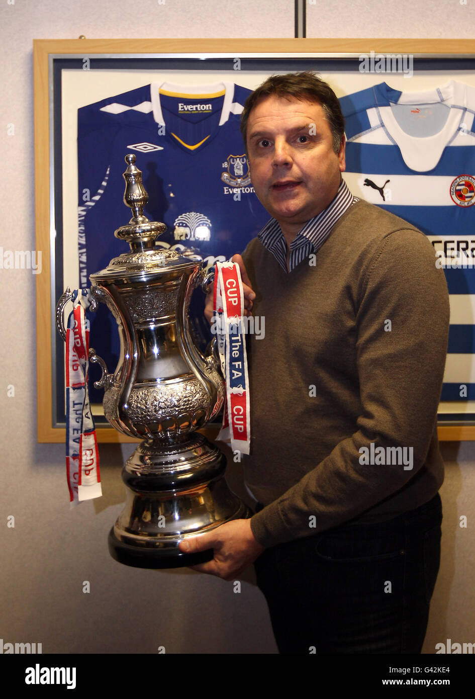 Soccer - Graeme Sharp at Vauxhall - Ellesmere Port Stock Photo - Alamy