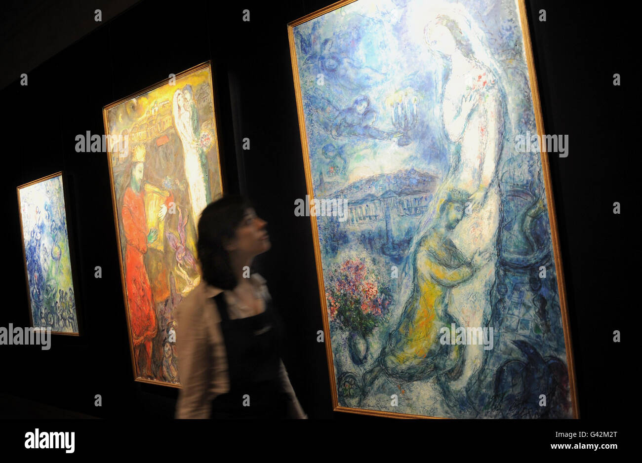 Paintings by Marc Chagall, estimated to fetch £2 million each, go on ...