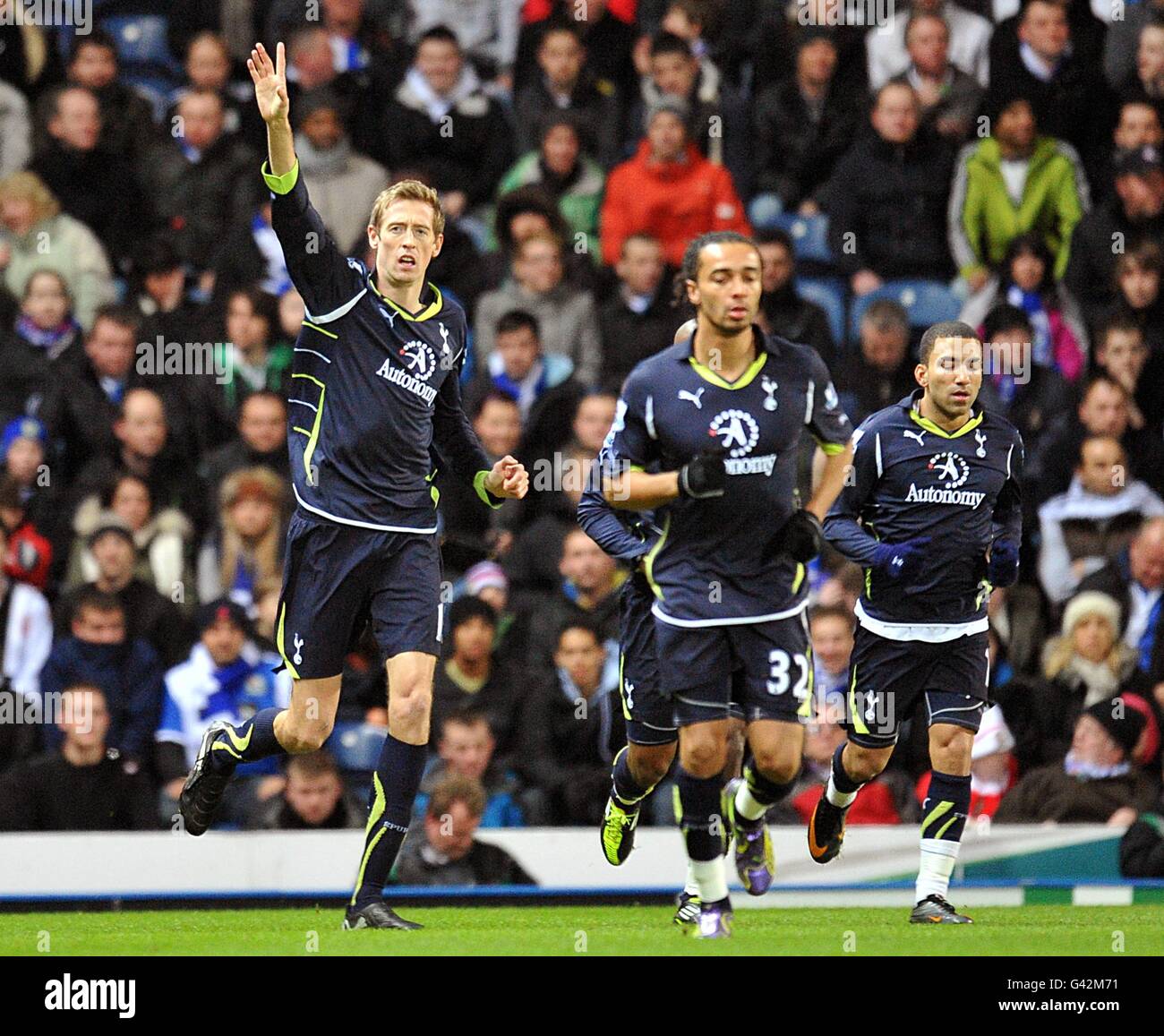 Tottenham hotspurs peter crouch hi-res stock photography and images - Alamy
