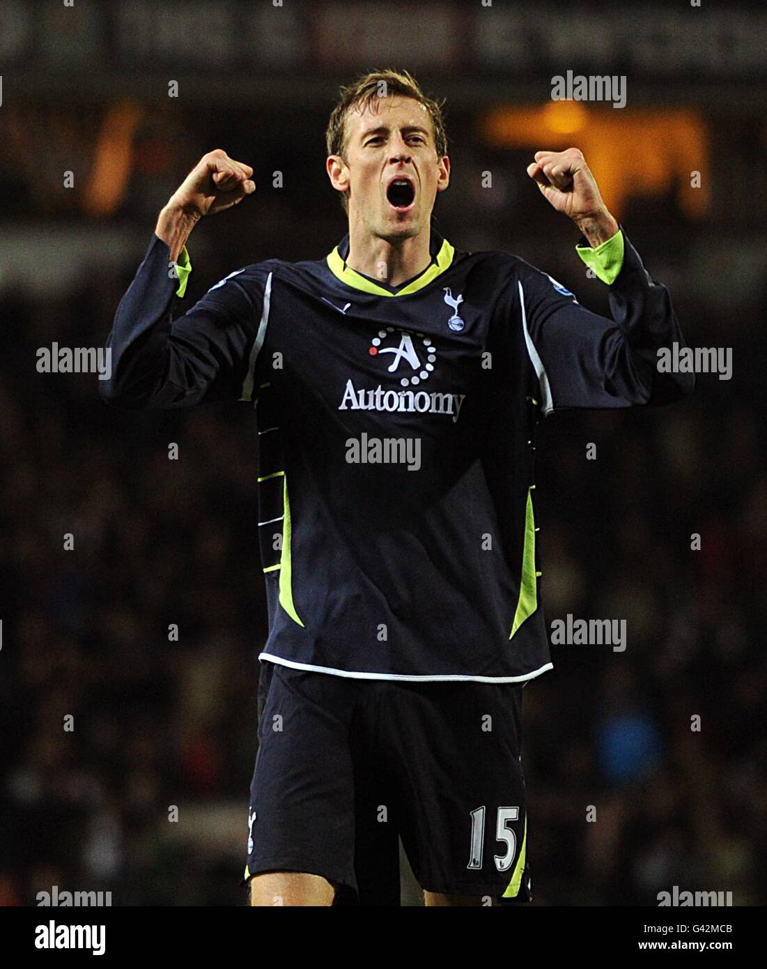 Tottenham Hotspur's Peter Crouch celebrates victory after the final ...
