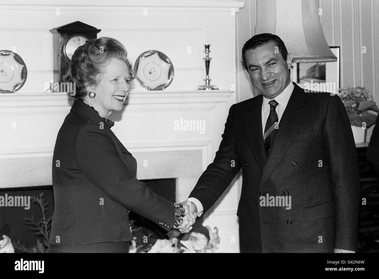 Prime Minister Margaret Thatcher greets Egypt's President Hosni Mubarak ...