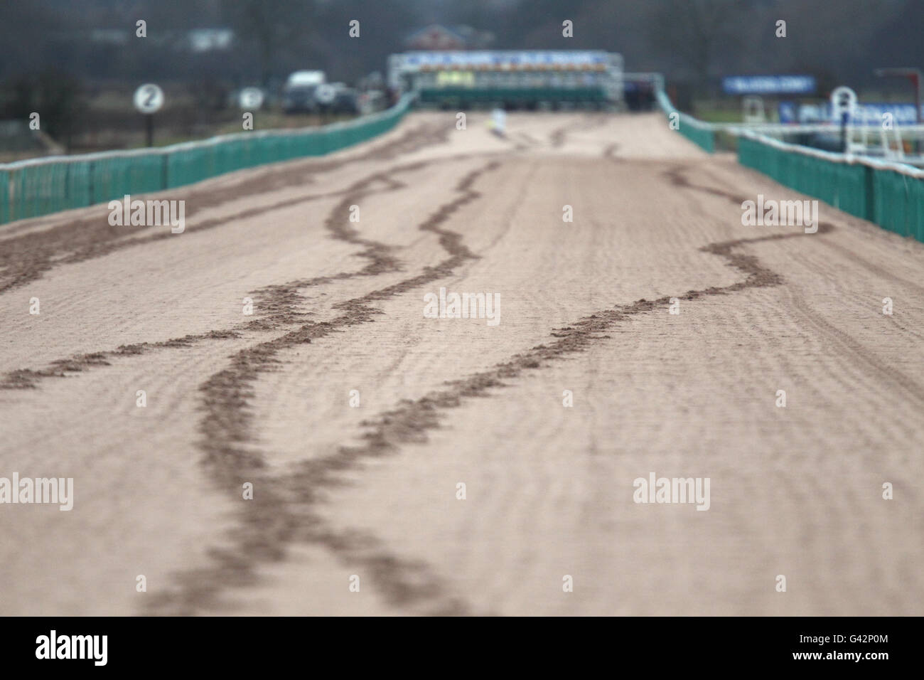 All weather racecourse gv general view hi-res stock photography and ...