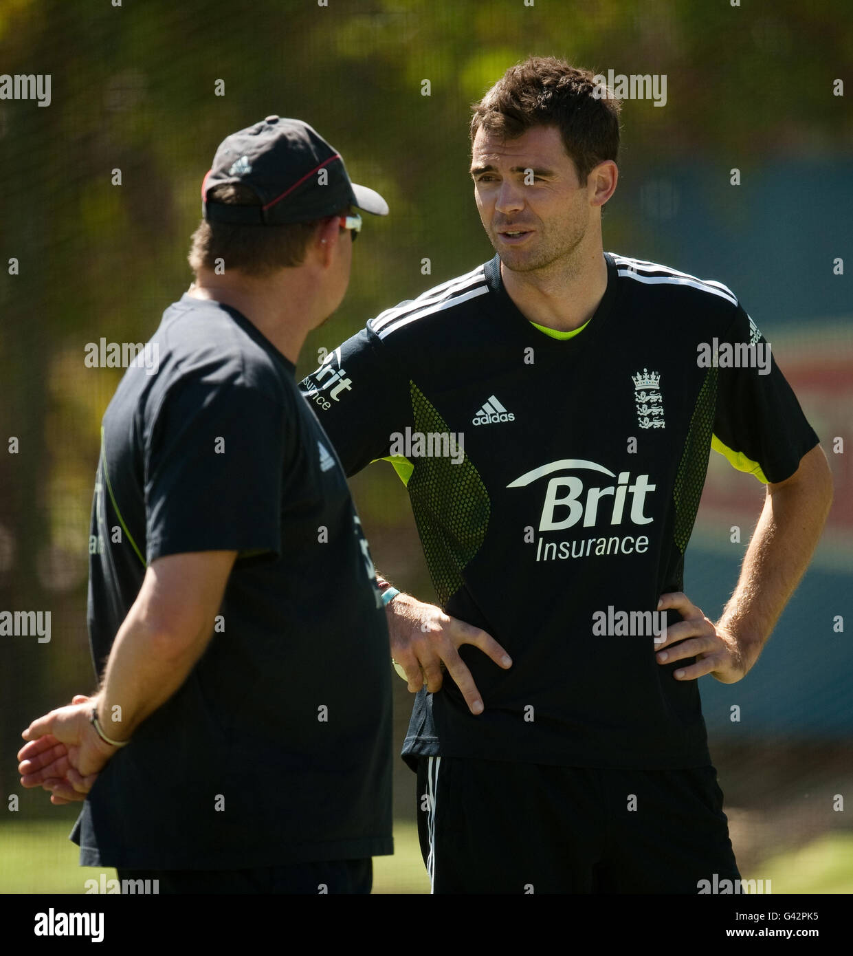 Cricket david saker hi-res stock photography and images - Alamy