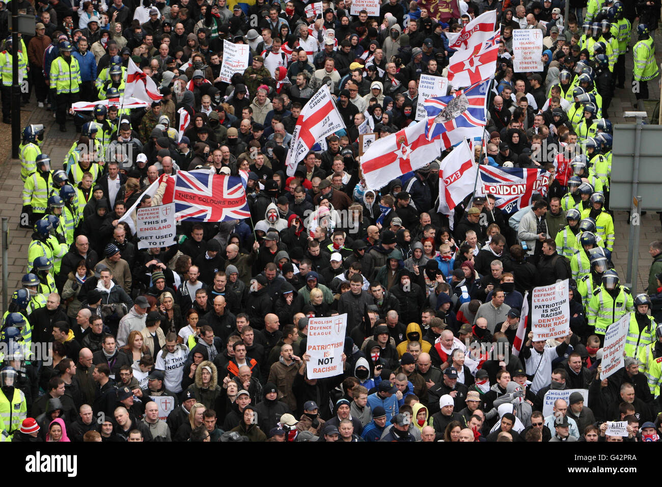 EDL demonstration in Luton Stock Photo - Alamy