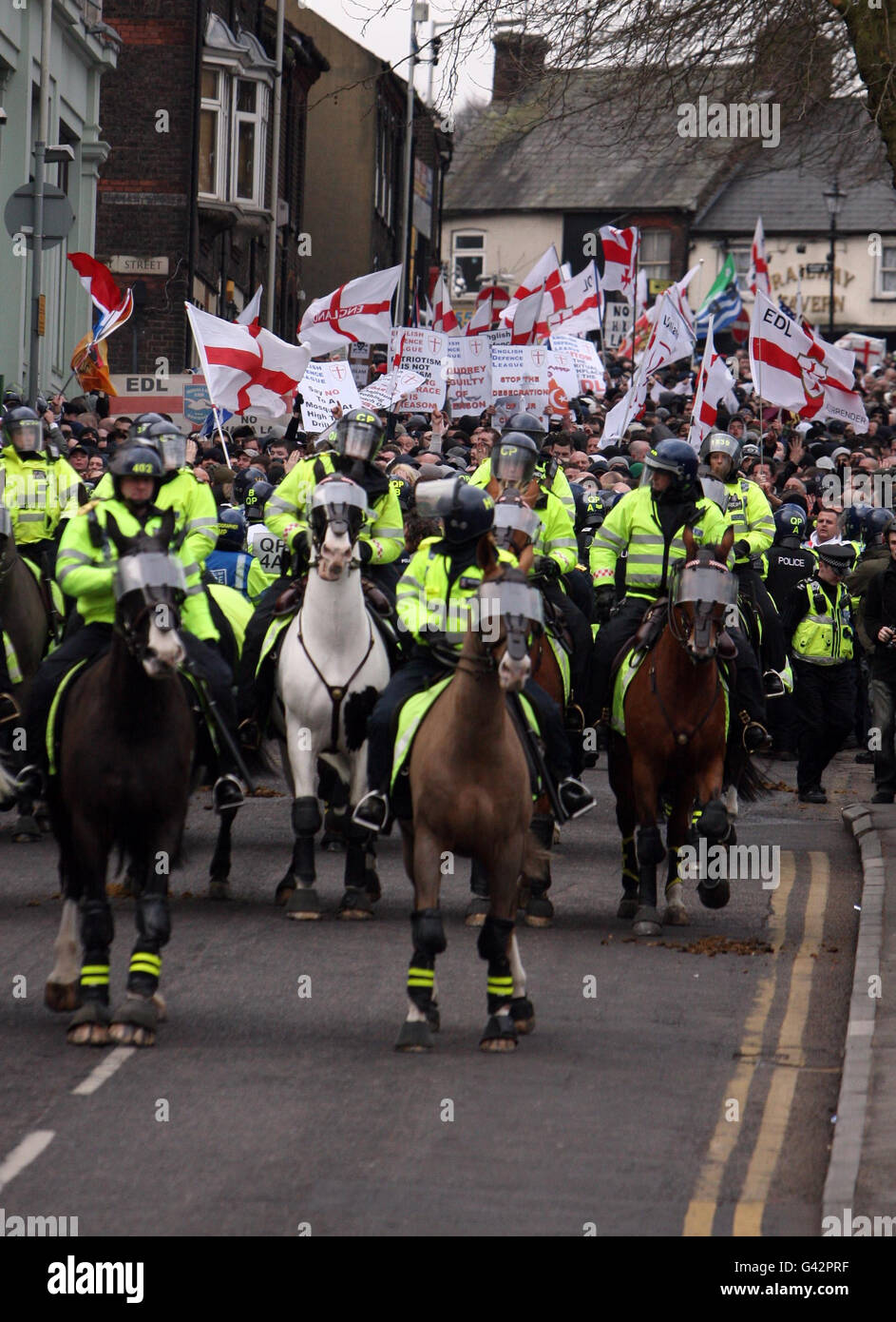 EDL demonstration in Luton Stock Photo - Alamy