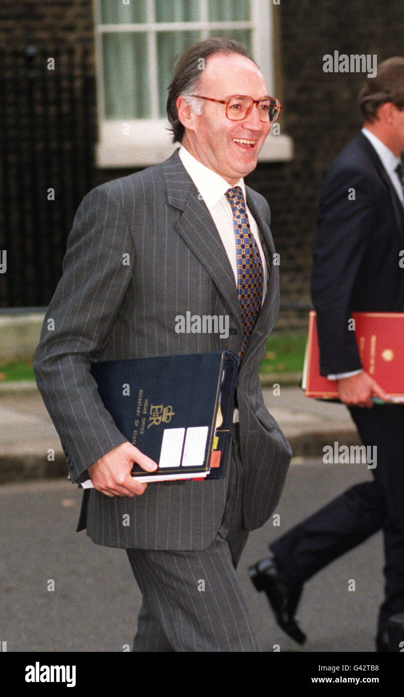 Home secretary michael leaves downing street after the cabinet meeting ...