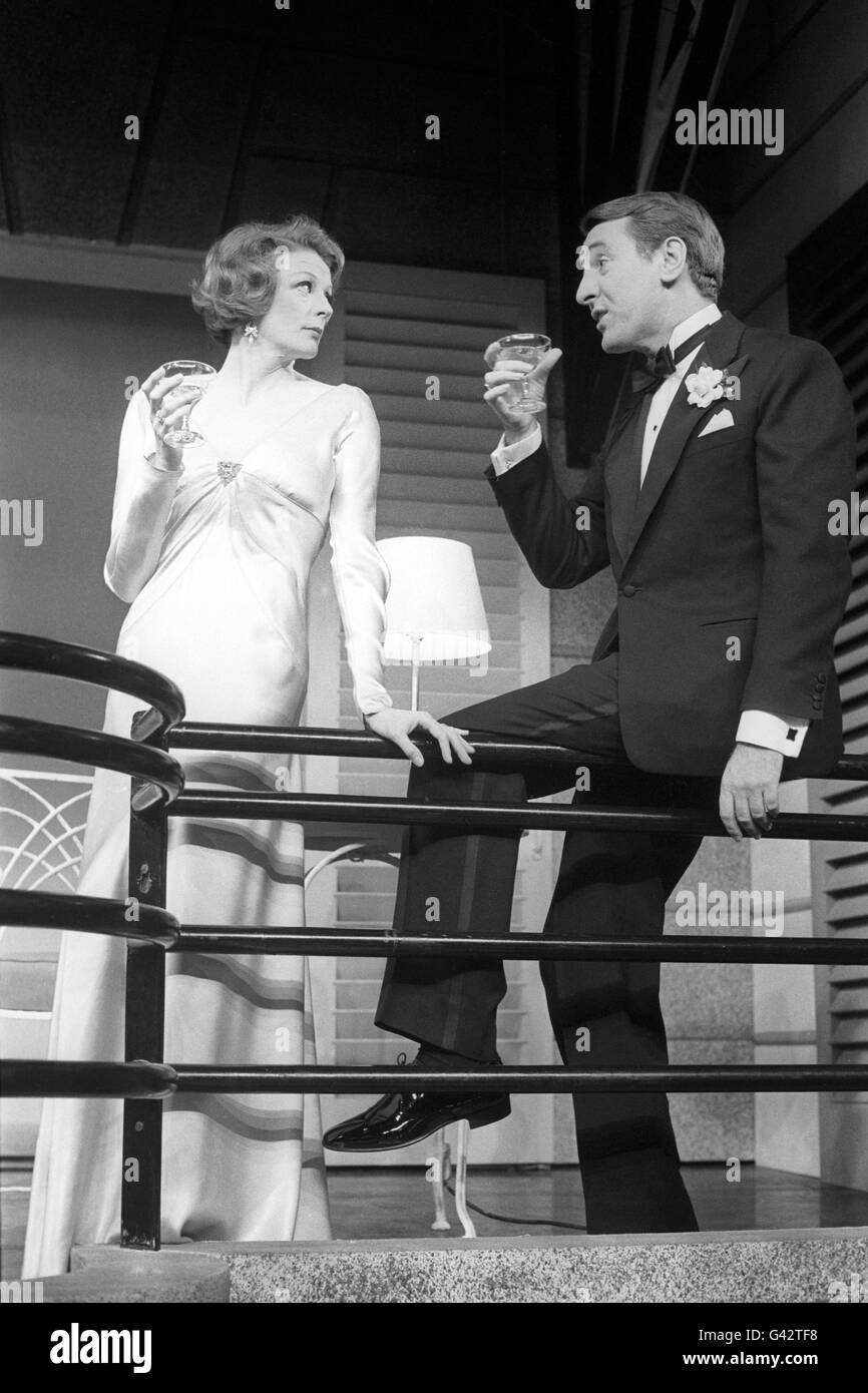 Robert Stephens High Resolution Stock Photography and Images - Alamy