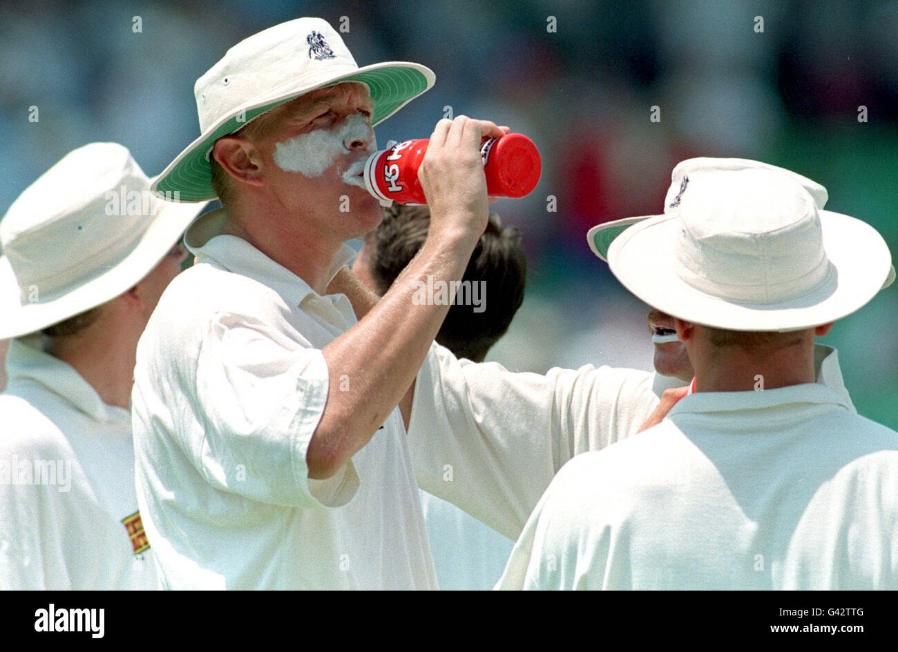 Cricket drinking hi-res stock photography and images - Alamy