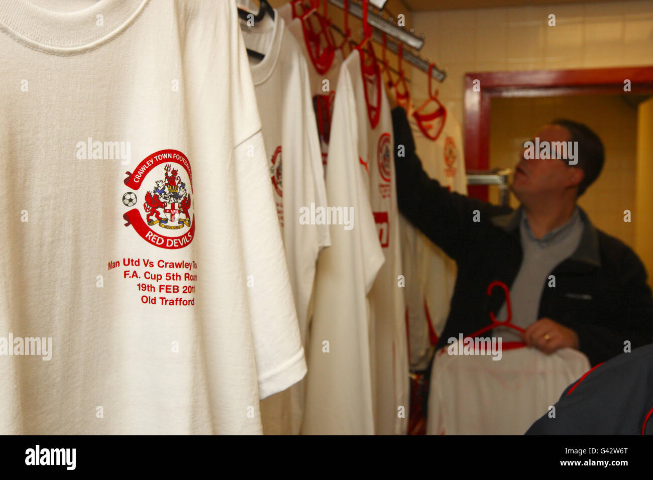 Soccer blue square premier league crawley town wrexham broadfield ...