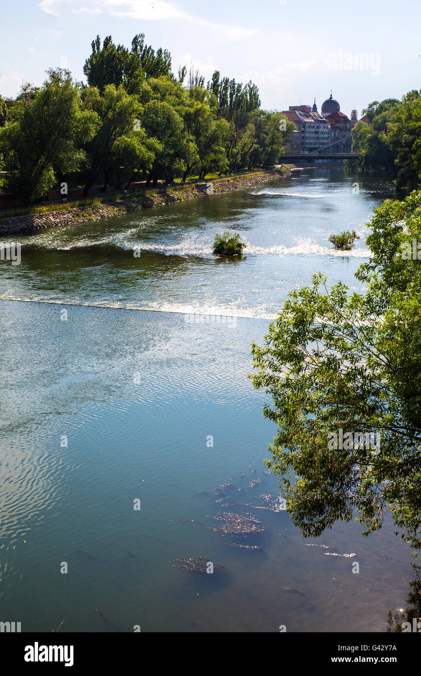 The River Crisul Repede flowing through Oradea in Romania Stock Photo ...