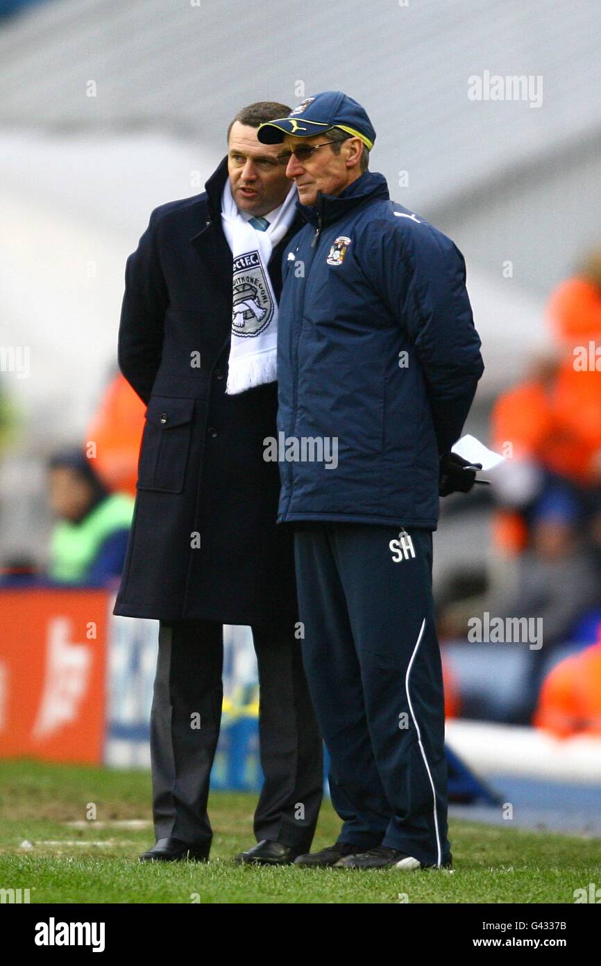 Coventry city first team coach steve harrison hi-res stock photography ...