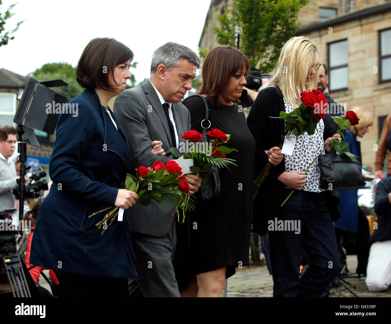 Paula sherriff mp karen rawling lay floral tributes in birstall hi-res ...