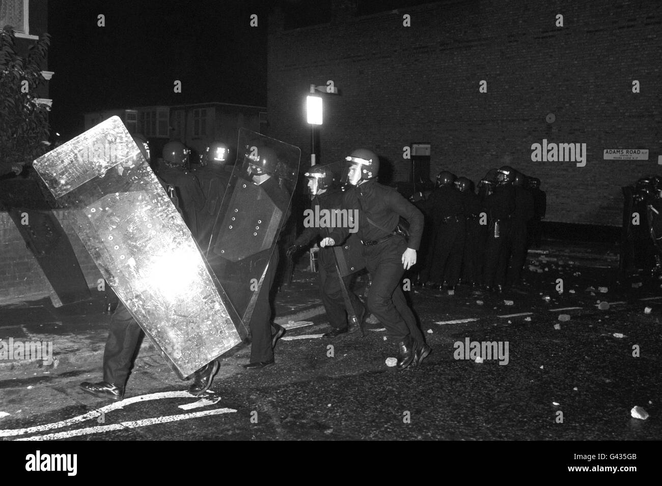 British crime civil disturbance broadwater hi-res stock photography and ...