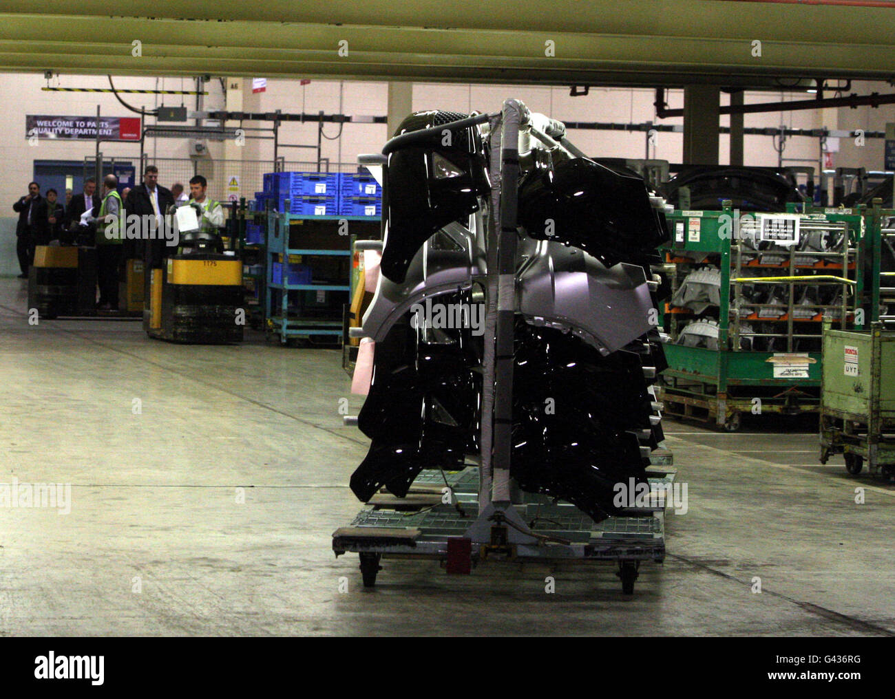 Honda production line hi-res stock photography and images - Alamy