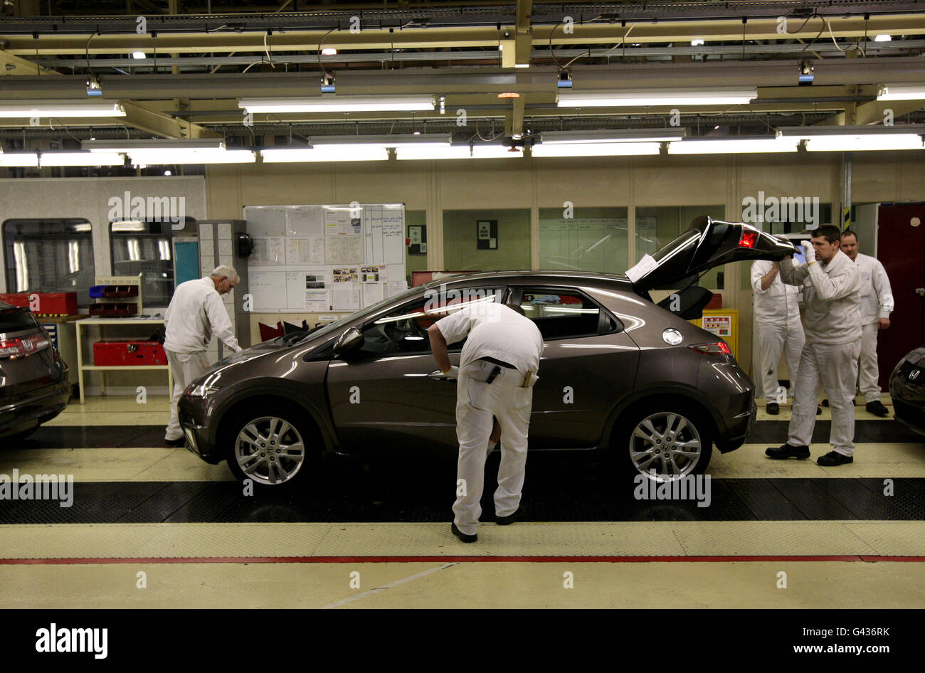 Honda production line hi-res stock photography and images - Alamy