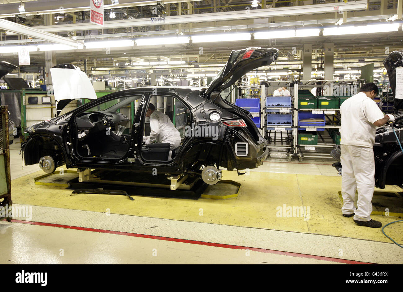 Honda production line hi-res stock photography and images - Alamy