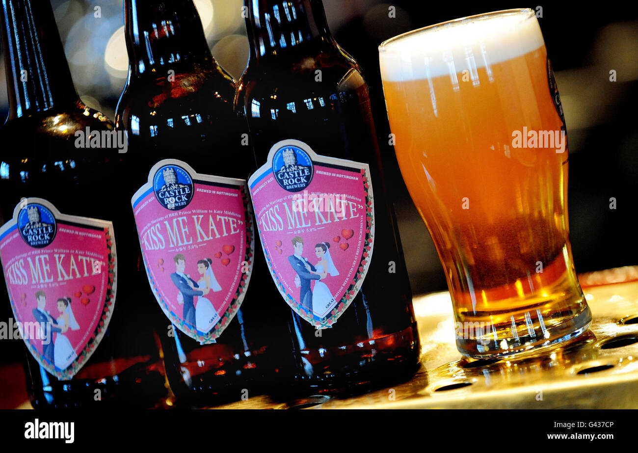 Kiss kate beer hi-res stock photography and images - Alamy