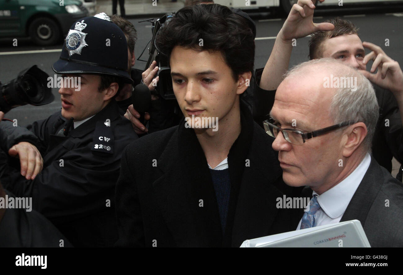 Charlie Gilmour, the son of Pink Floyd guitarist David Gilmour, leaves ...