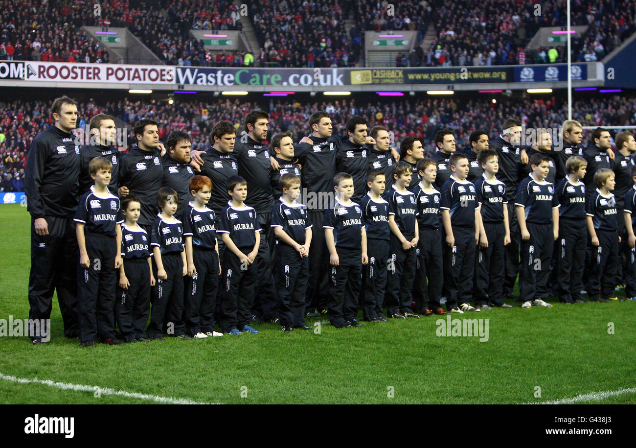 Scotland line up with the mascots before the game hi-res stock ...