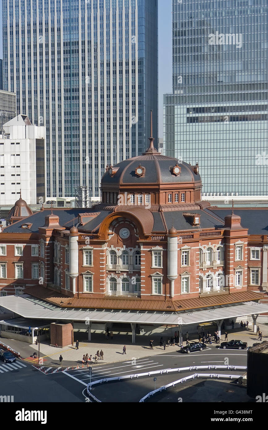 Central Station, Tokyo, Japan Credit © Fabio Mazzarella/Sintesi/Alamy ...