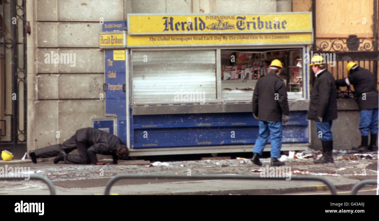Stand off bomb hi-res stock photography and images - Alamy