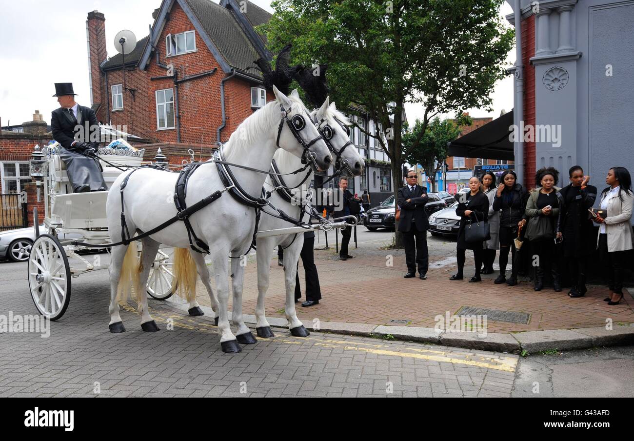 Friends and family of Lewis Elwin, who was fatally stabbed in Tooting ...