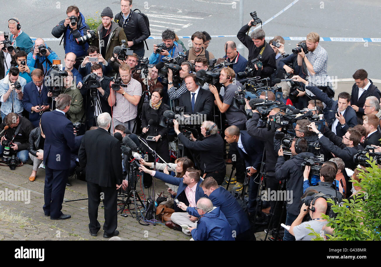 Laid back leader hi-res stock photography and images - Alamy