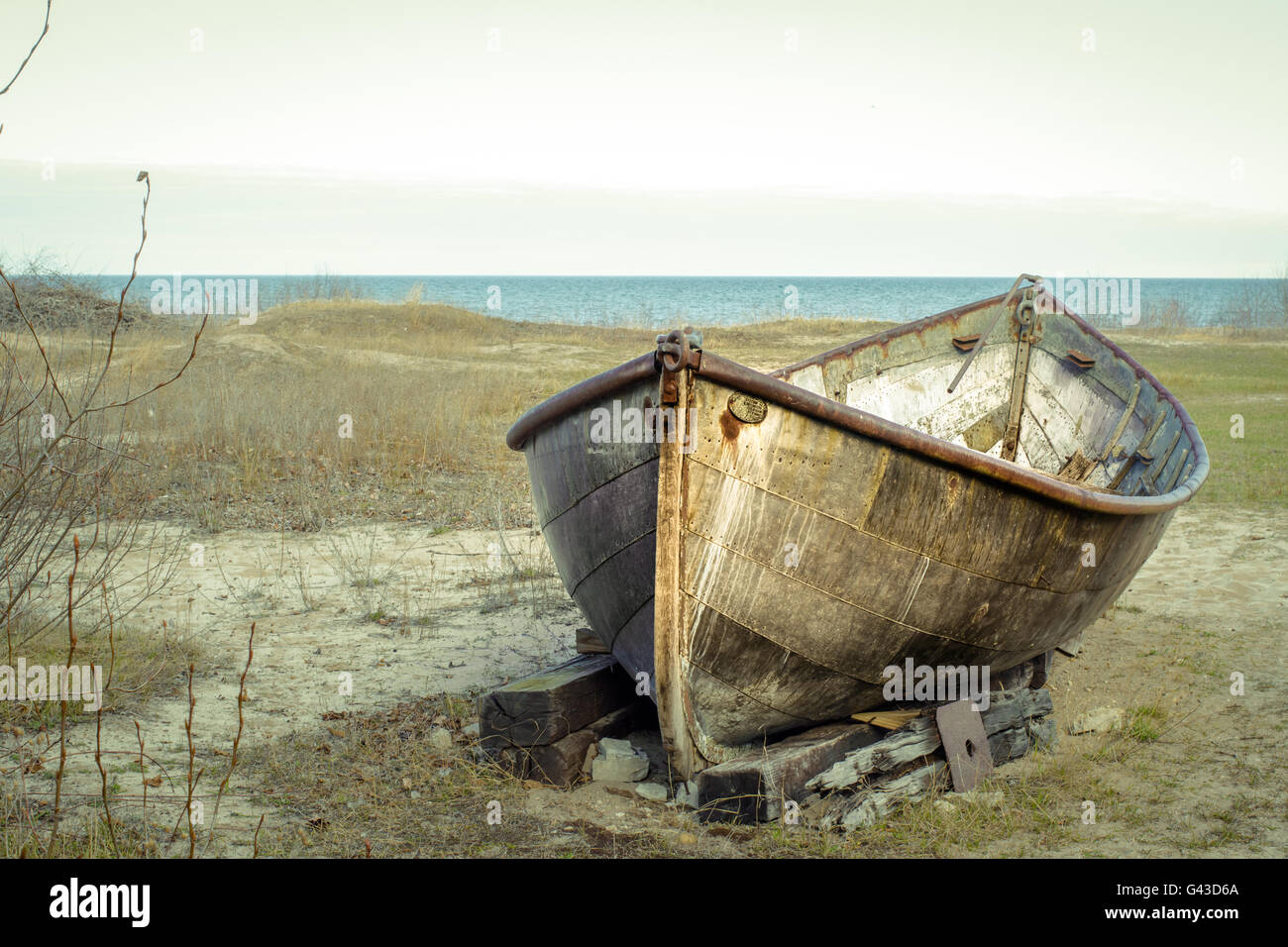 Rusted boat hi-res stock photography and images - Alamy
