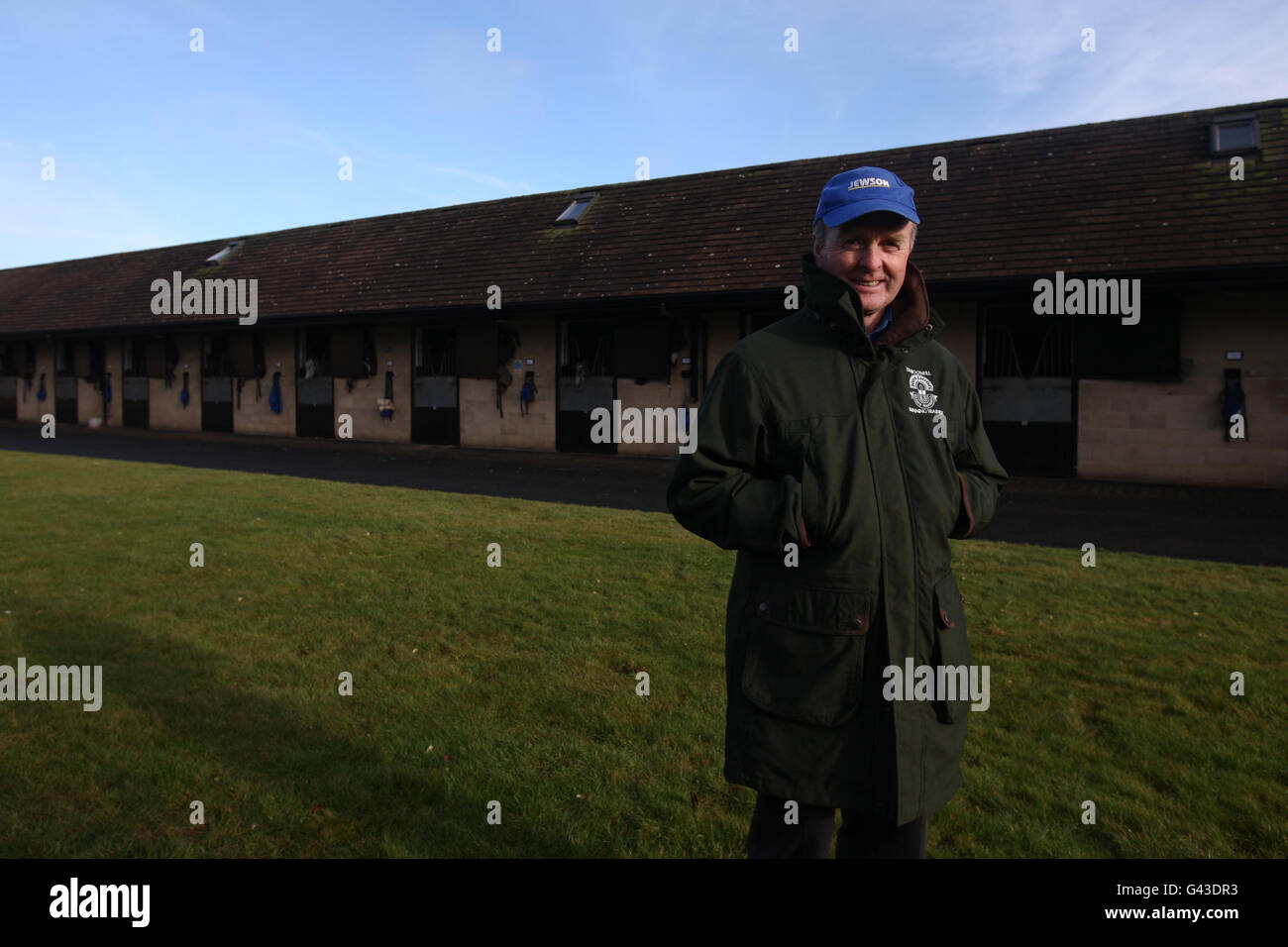 Trainer jonjo oneill stables jackdaws castle hi-res stock photography ...