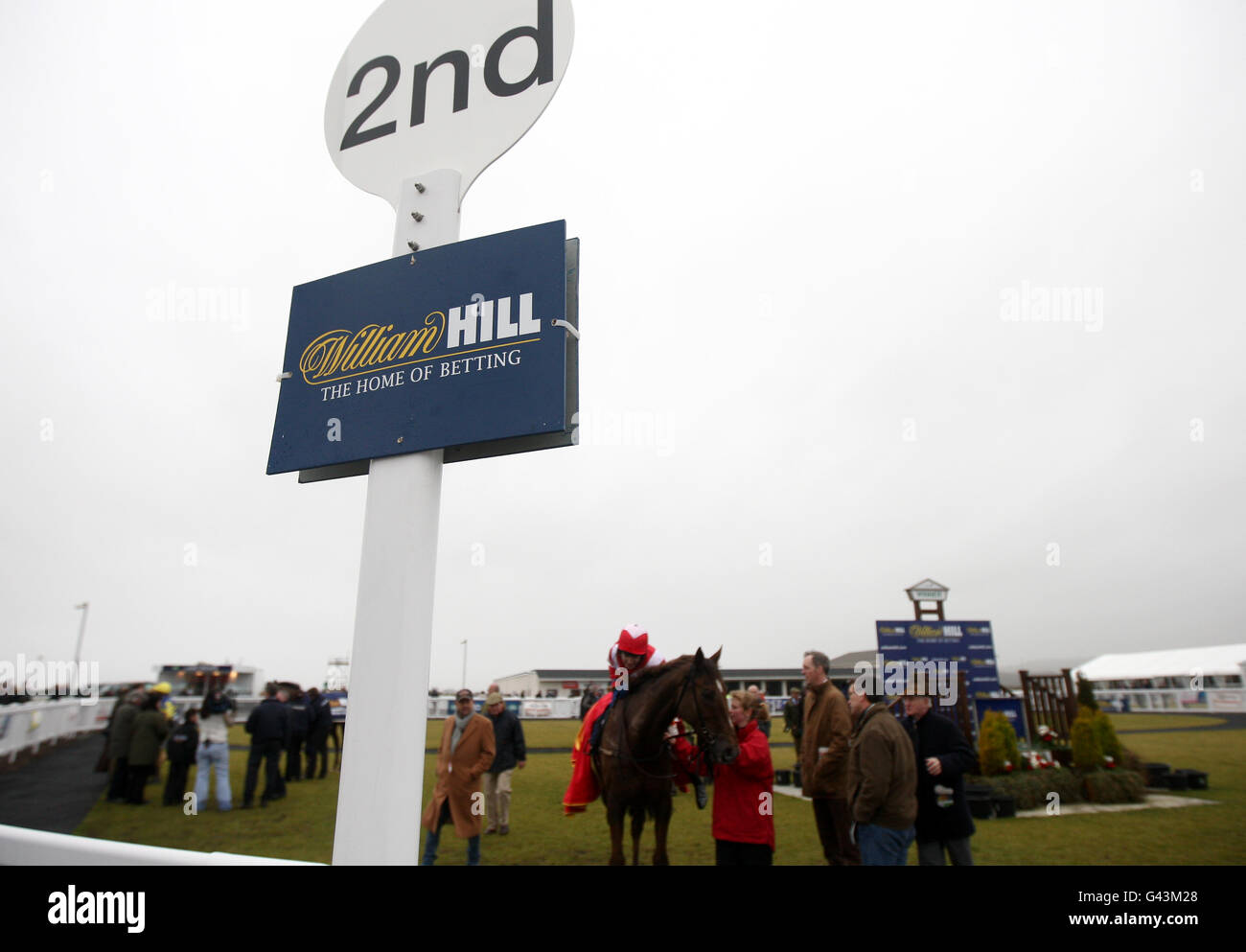 William hill horse racing hi-res stock photography and images - Alamy