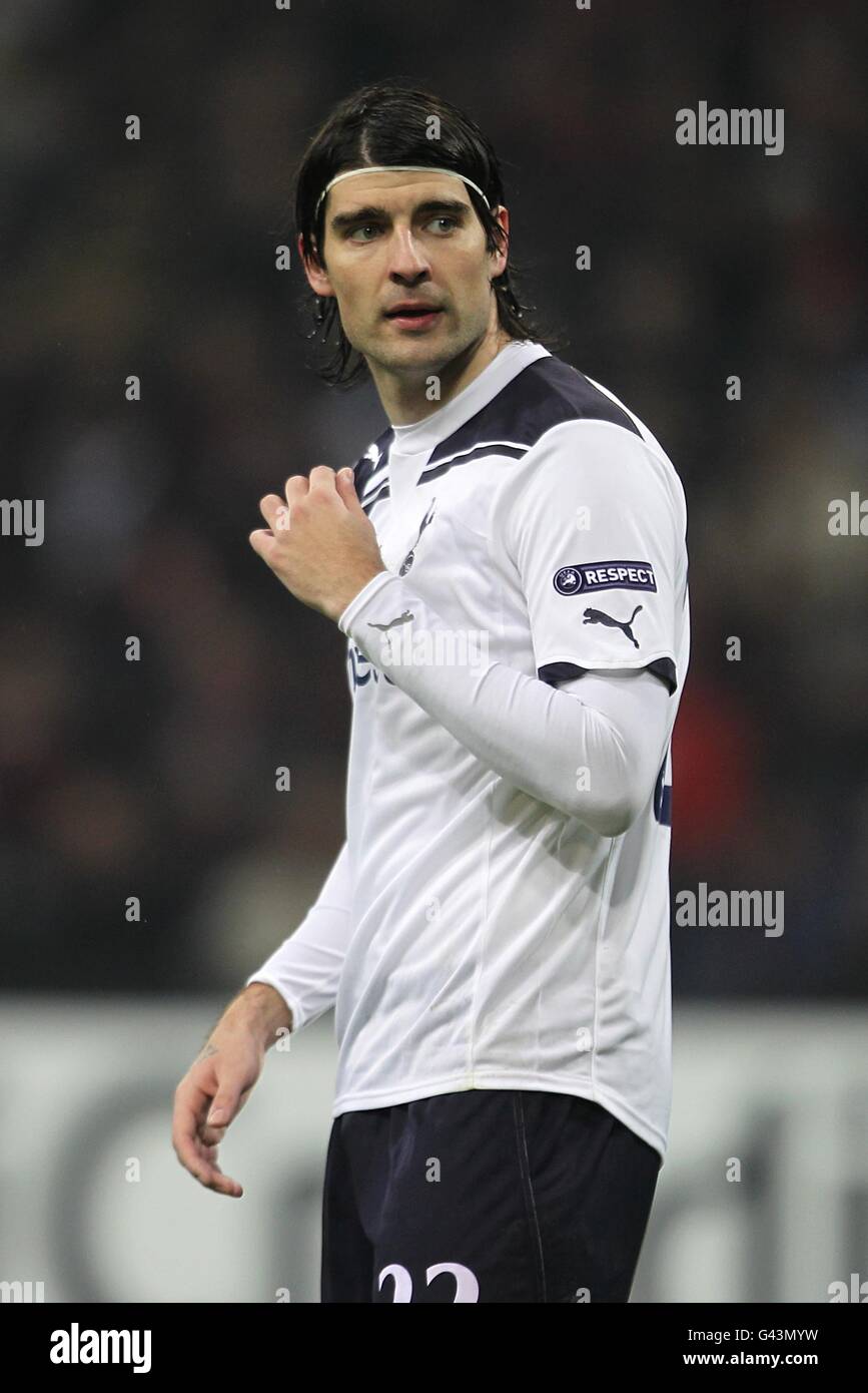Vedran corluka tottenham hi-res stock photography and images - Alamy