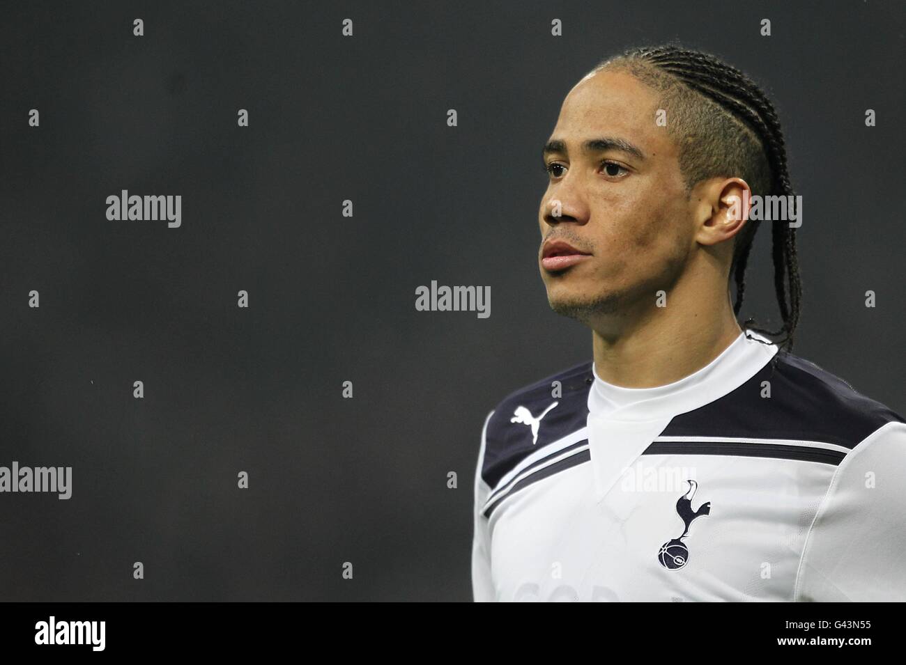 Steven pienaar tottenham hi-res stock photography and images - Alamy