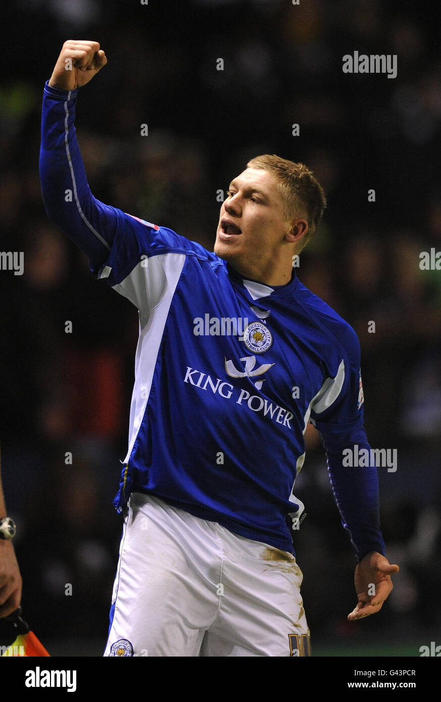 Leicester City's Martyn Waghorn celebrates scoring his side's second ...