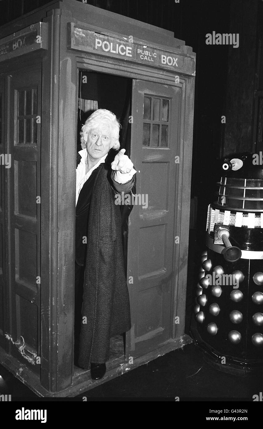 Doctor Who Black And White Tardis