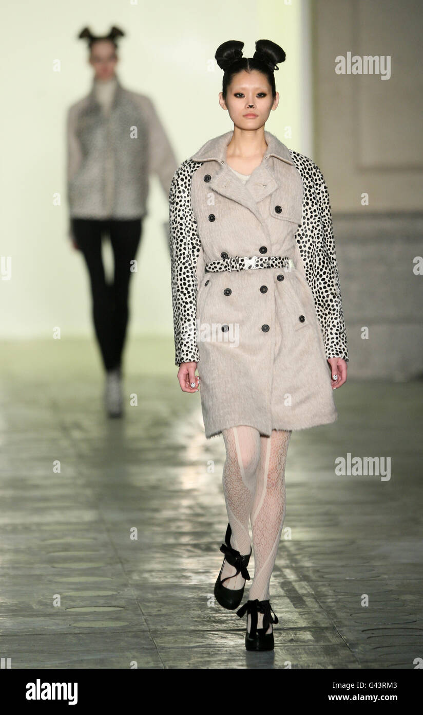 Unique Catwalk - London Fashion Week Stock Photo - Alamy
