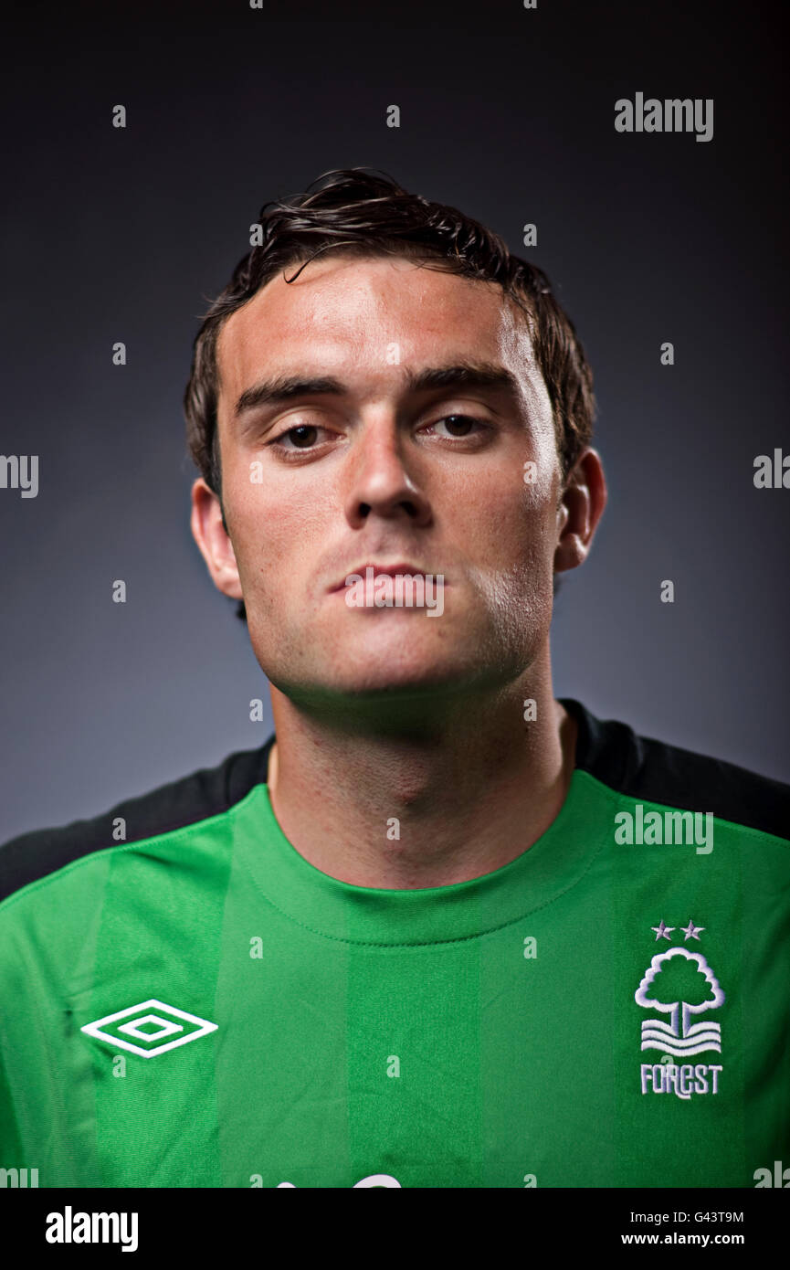 Nottingham forest goalkeeper lee camp hi-res stock photography and ...