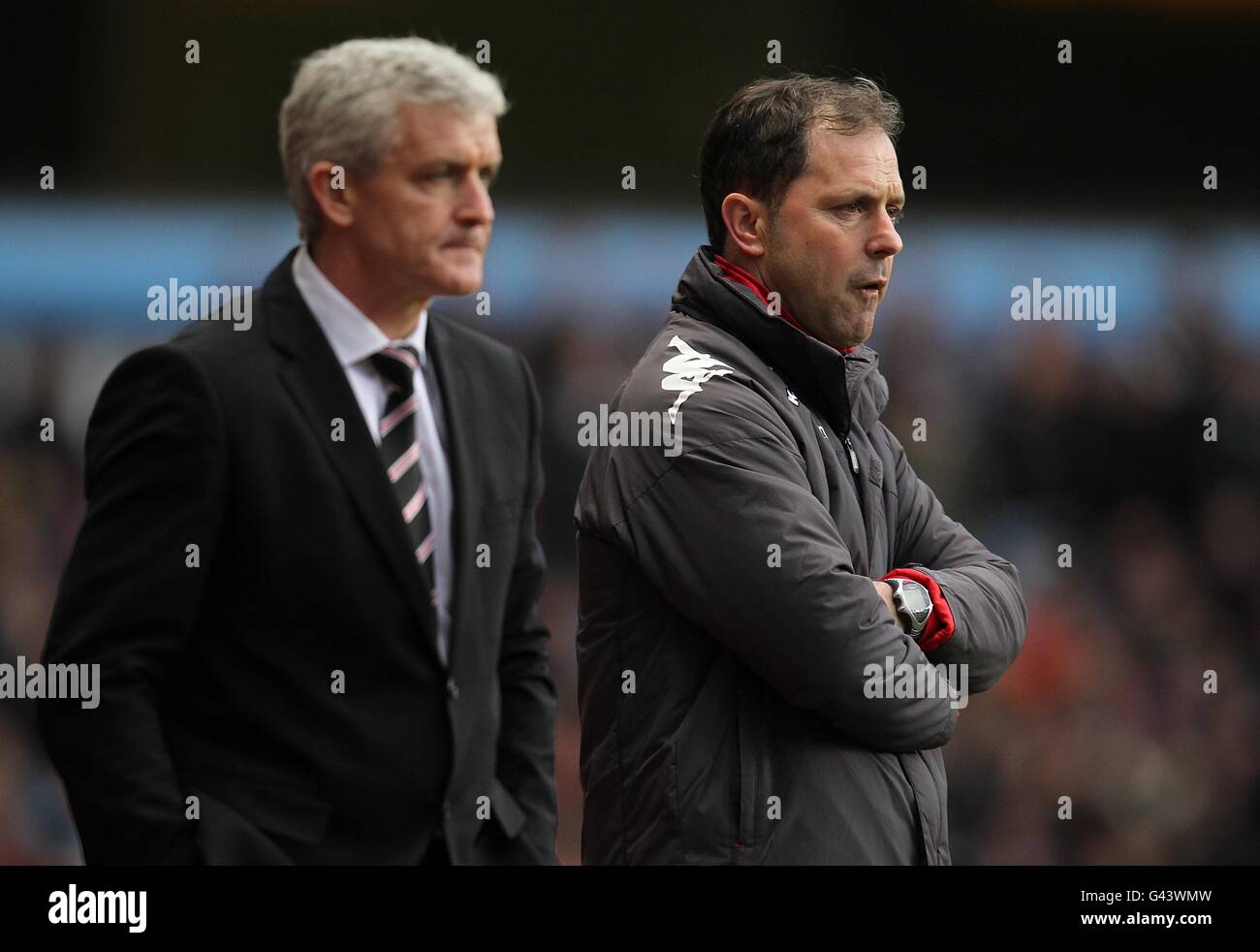 Fulham assistant manager mark bowen on the touchline hi-res stock ...