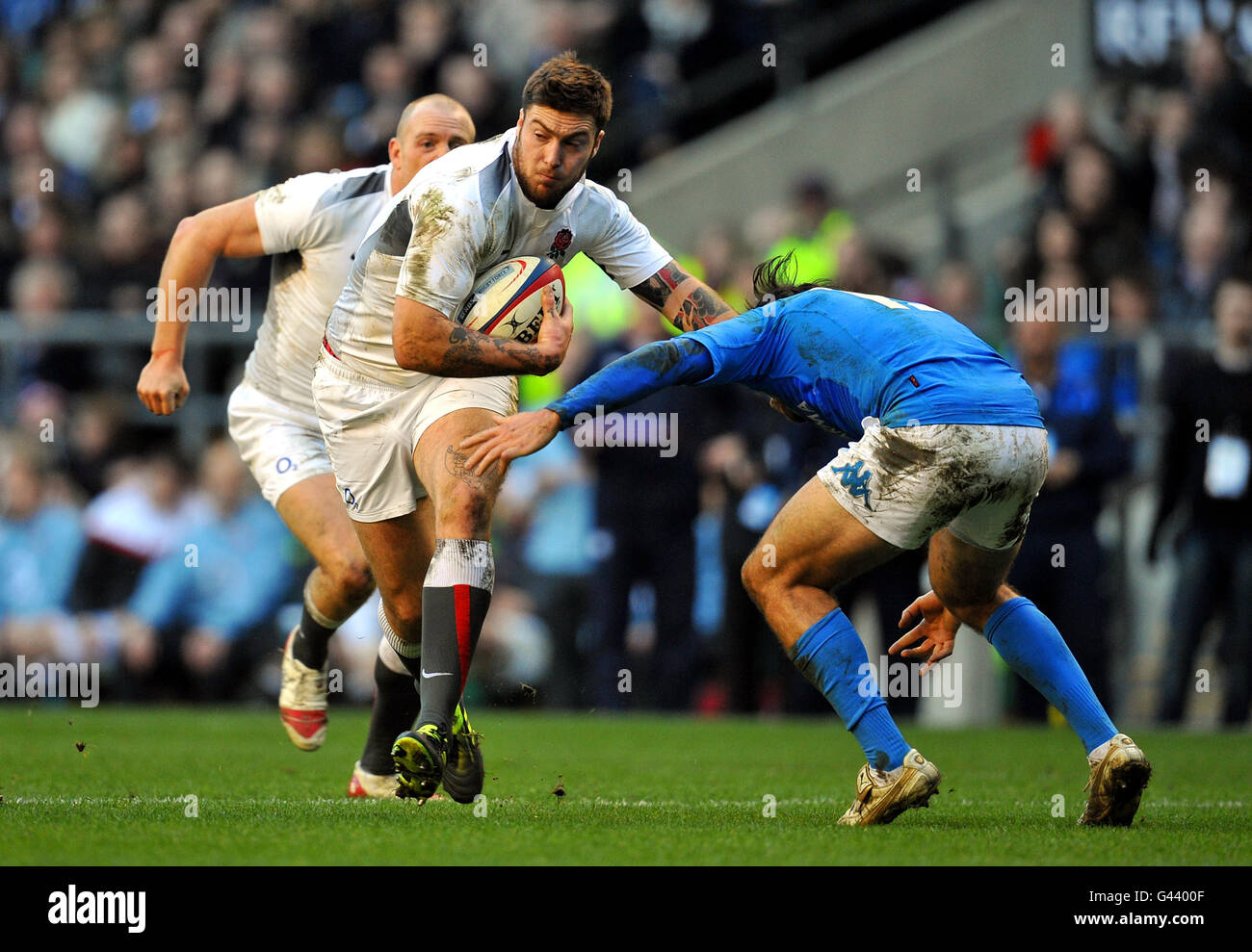 England's Matt Banahan is tackled by Italy's Luke McLean during the RBS ...
