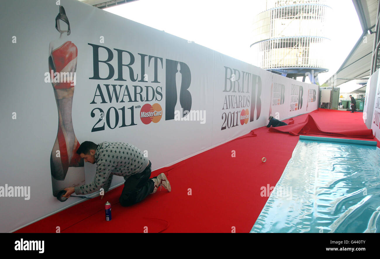 Brit Awards 2011 preparation - London Stock Photo - Alamy
