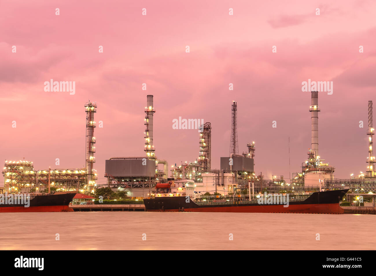 A oil refinery factory in Thailand Stock Photo - Alamy