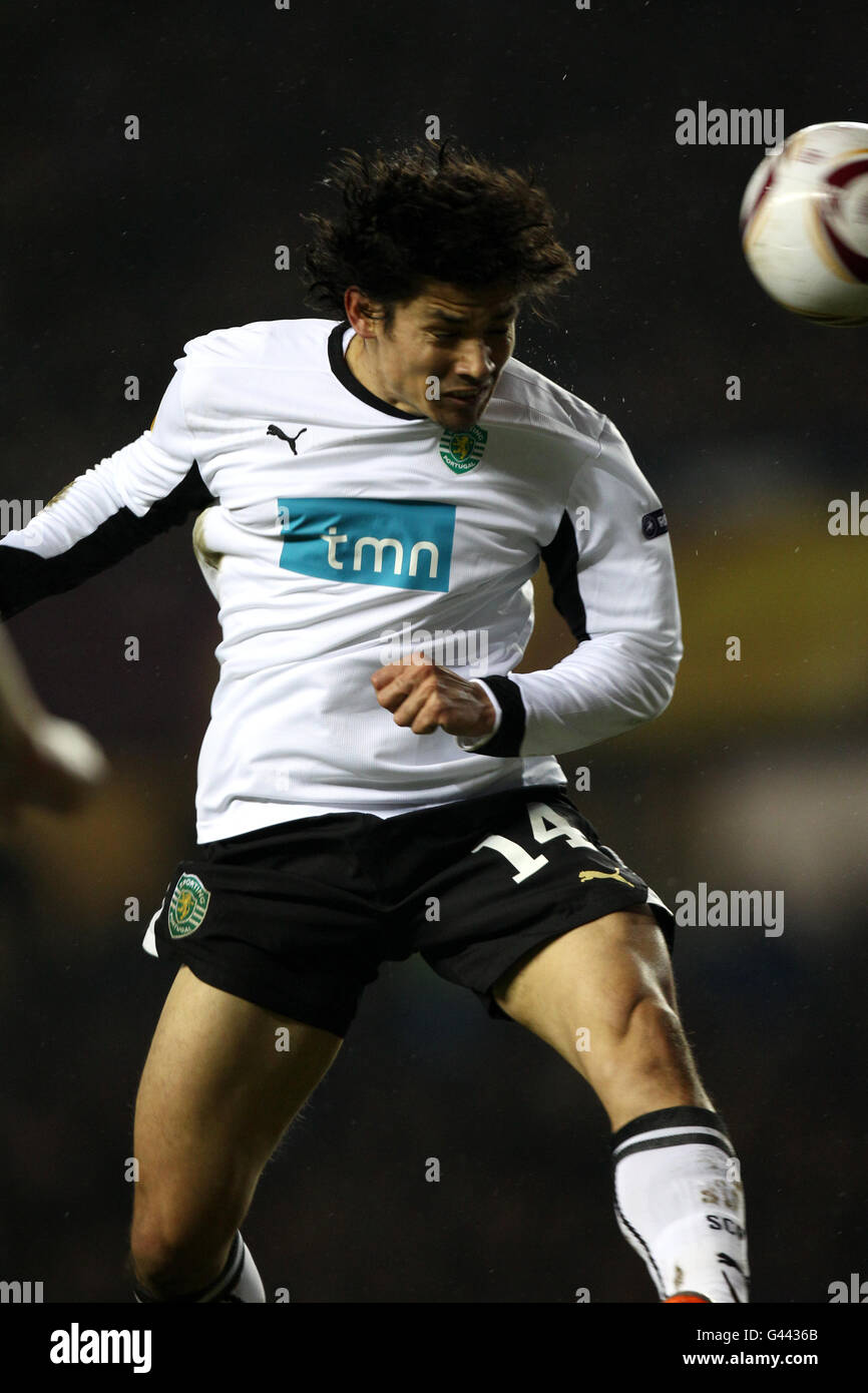 Sporting Lisbon's Matias Fernandez scores their equalising goal of the ...