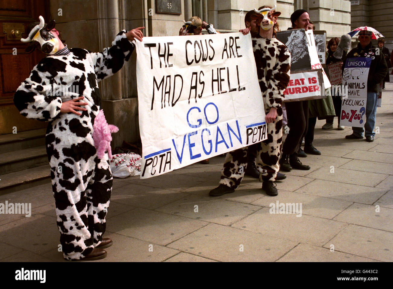 Aminal rights demonstrators hi-res stock photography and images - Alamy