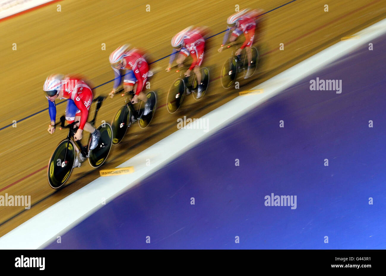 Great Britain's Men's Team Pursuit of Steven Burke, Edward Clancy ...