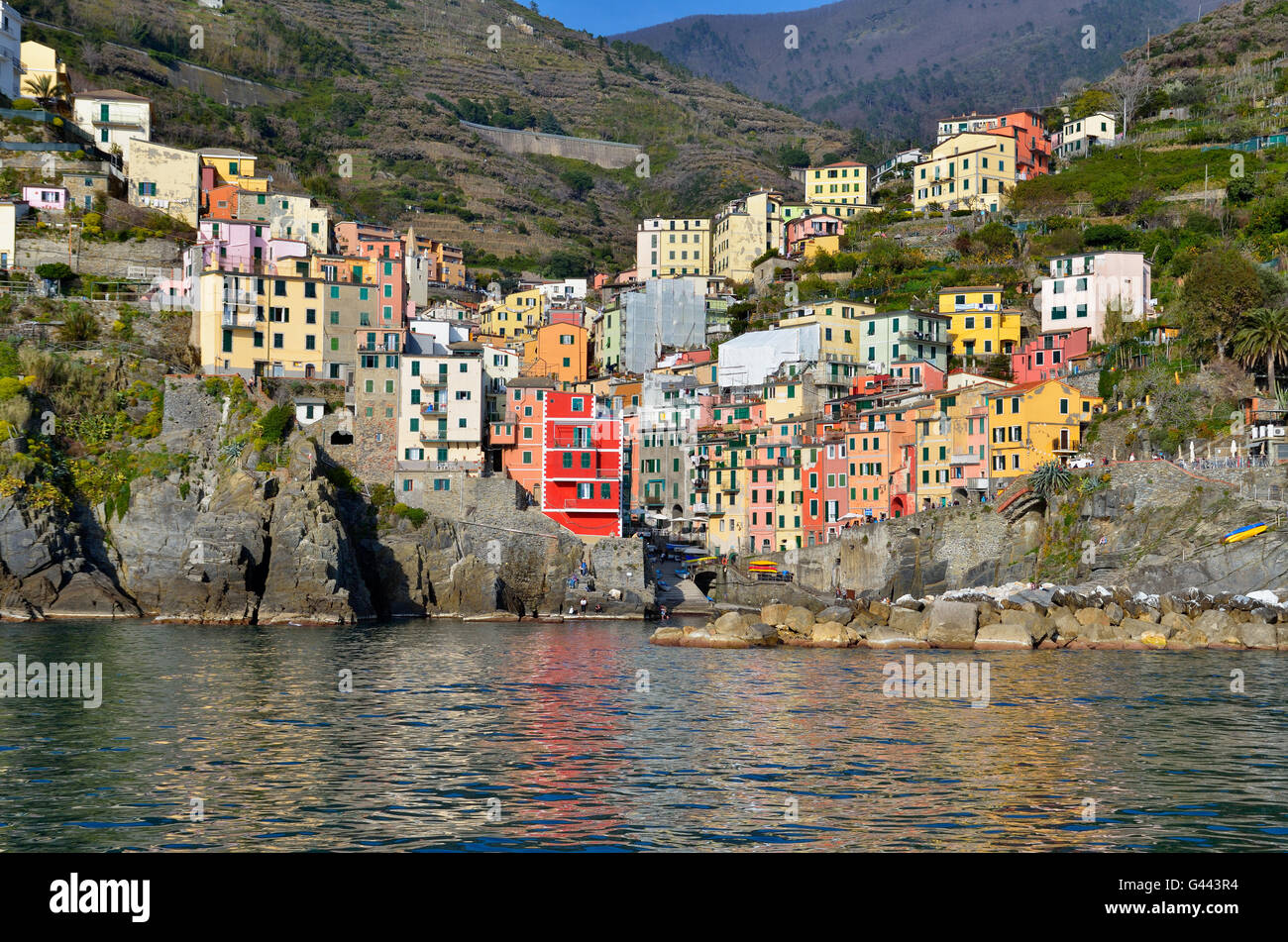 Riomaggiore from boat hi-res stock photography and images - Alamy