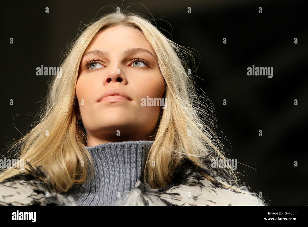 Consumer fashion head shot headshot portrait model models modelling ...