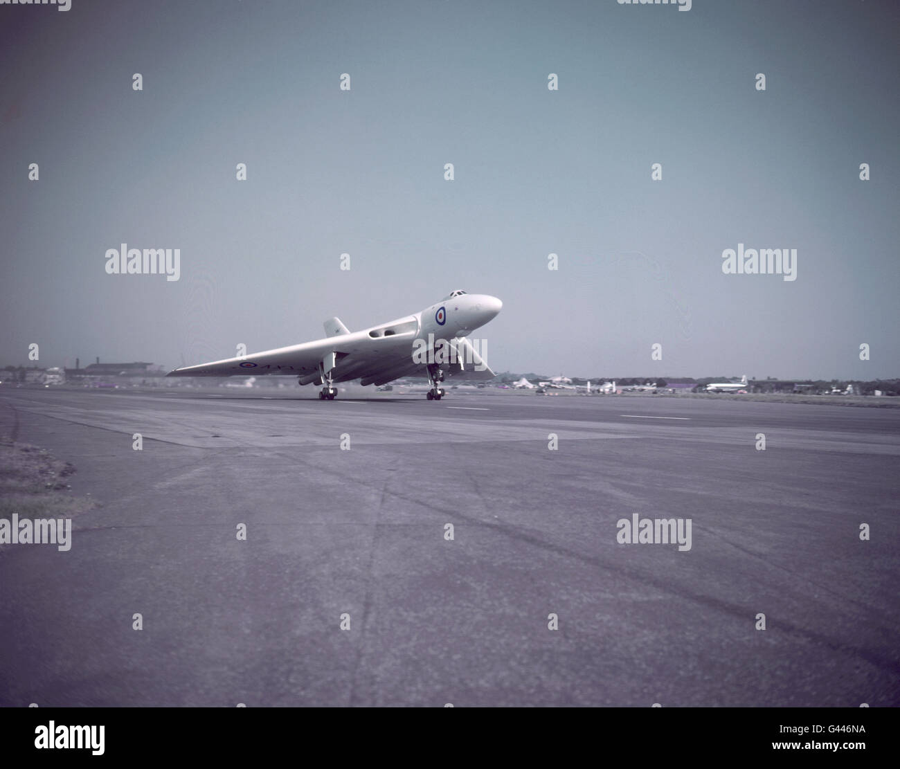 Aviation - Vulcan Bomber Prototype - Maiden Flight - Woodford Stock ... Aviation - Vulcan Bomber Prototype - Maiden Flight - Woodford Stock ...