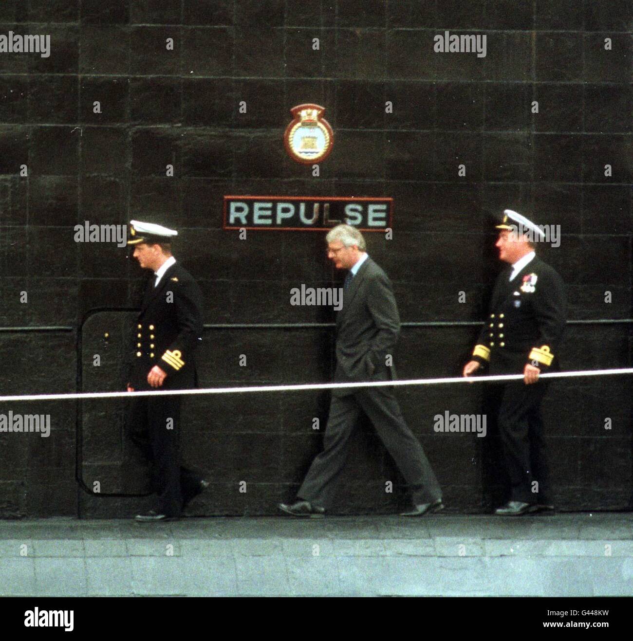 Hms repulse submarine hi-res stock photography and images - Alamy