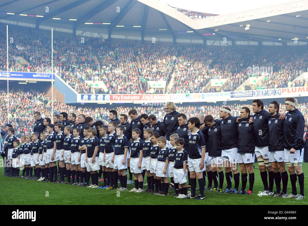 The scotland team mascots line up murrayfield hi-res stock photography ...